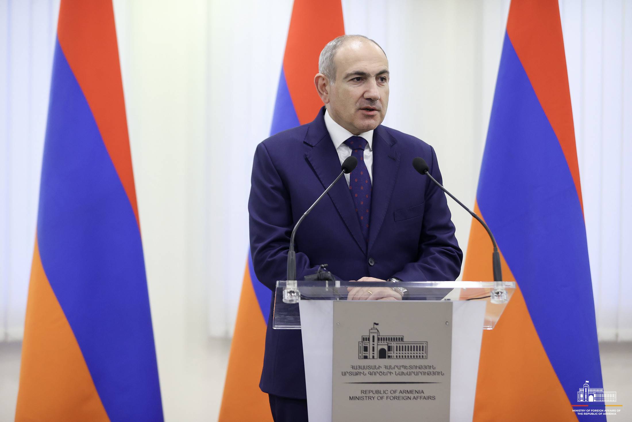 Lurer.com | Արարատ Միրզոյանը մի քանի դիվանագետի շնորհել է ԱԳՆ 2-րդ աստիճանի պատվո մեդալ ...